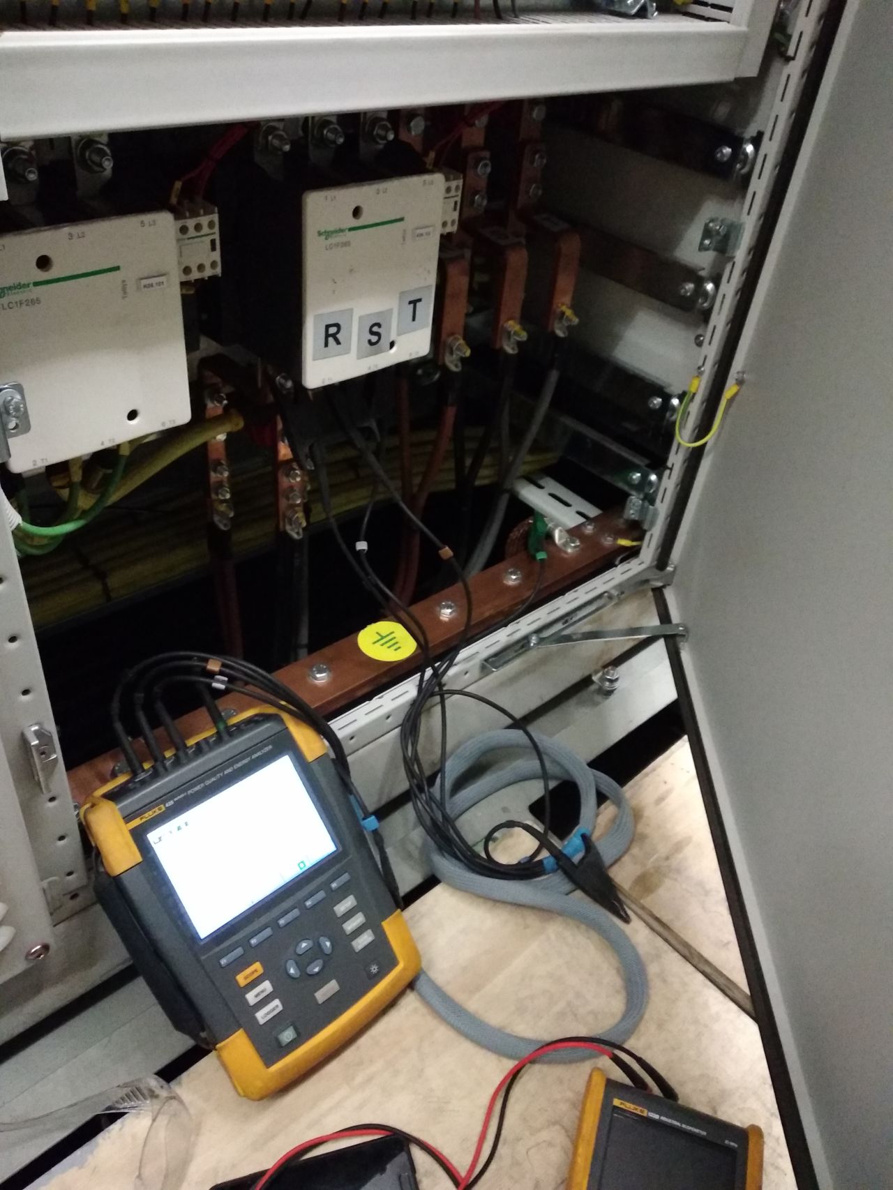 Grid Converter con Vacon NX AFE2 en buque pesquero